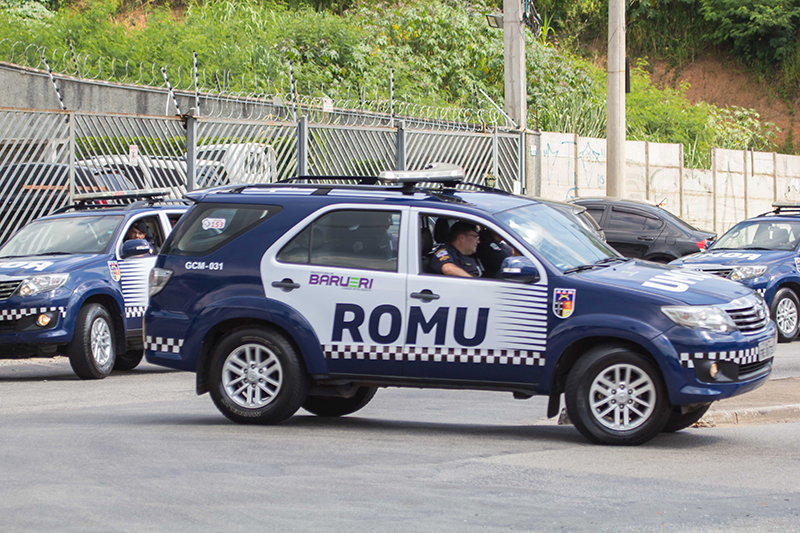 Guarda Municipal já patrulha ruas de Barueri com viaturas da Romu ...